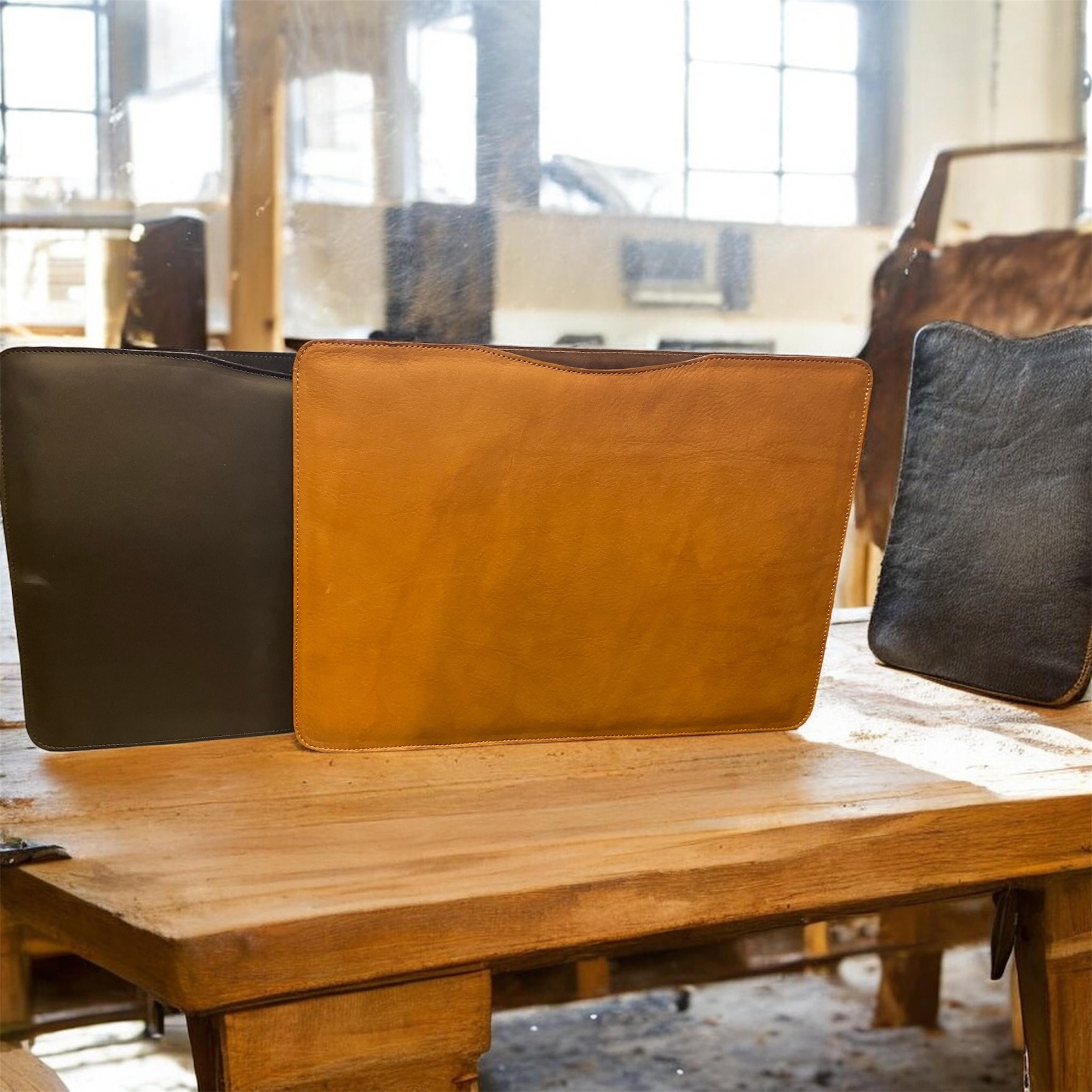 Laptop Protective Leather Case — Compact & Full Size – Leon Leather Imports
